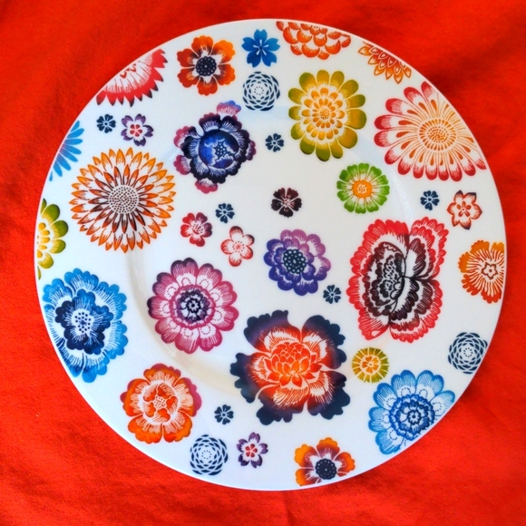 Villeroy & Boch | Dining | Villeroy Boch Anmut Bloom Salad Plate | Poshmark